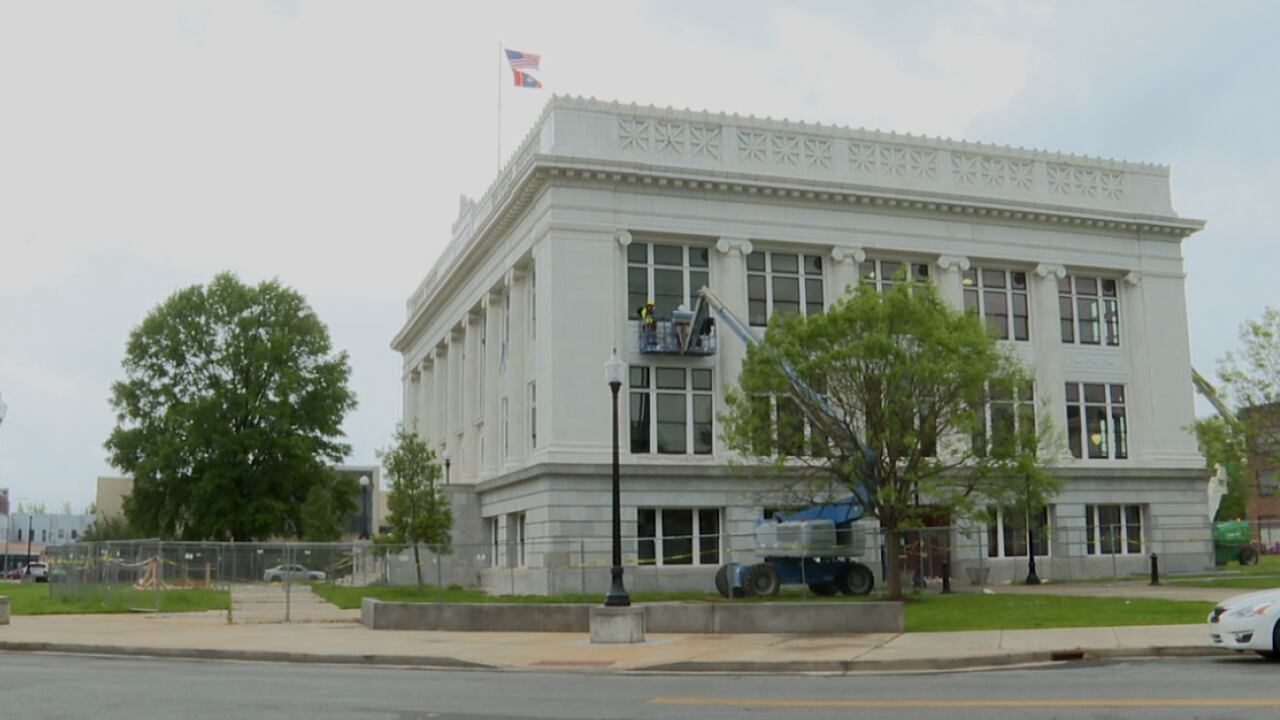 Sixteen people have qualified for city offices in Meridian