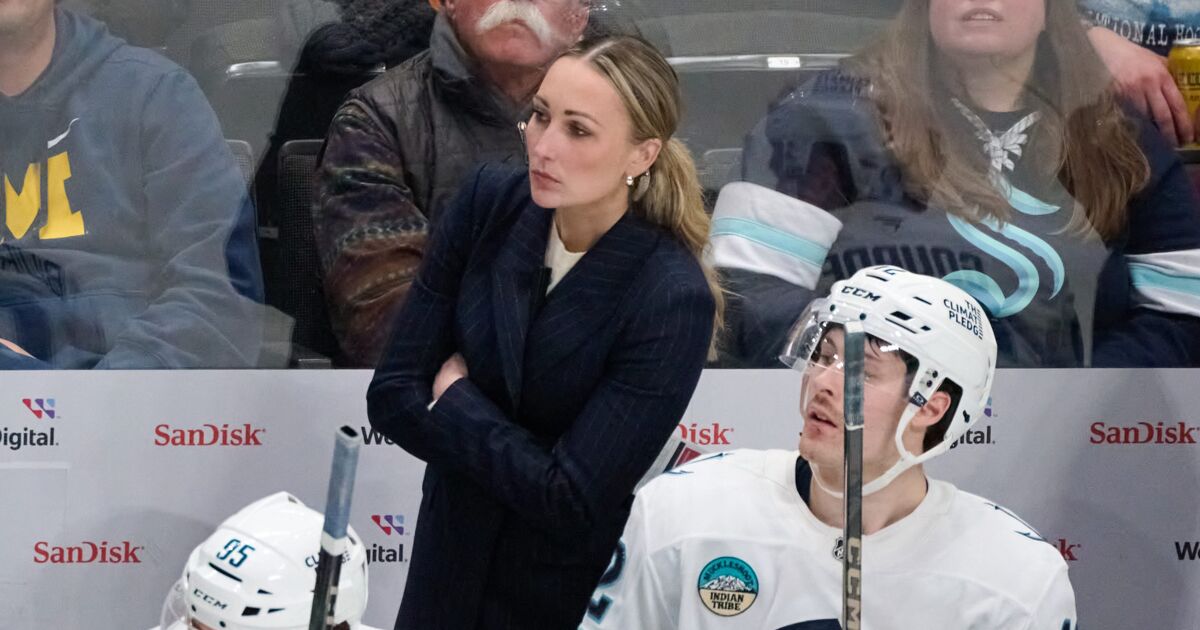 For the first time ever, an NHL game matched up two female coaches, and ...