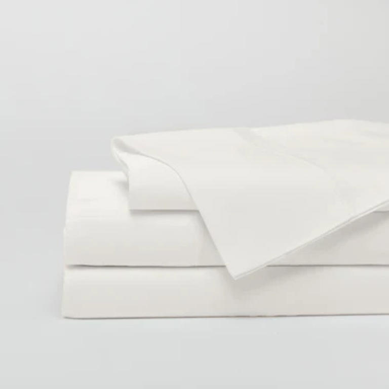 Victoria Beckham has a unique formula for perfect bedding: 'Very ...