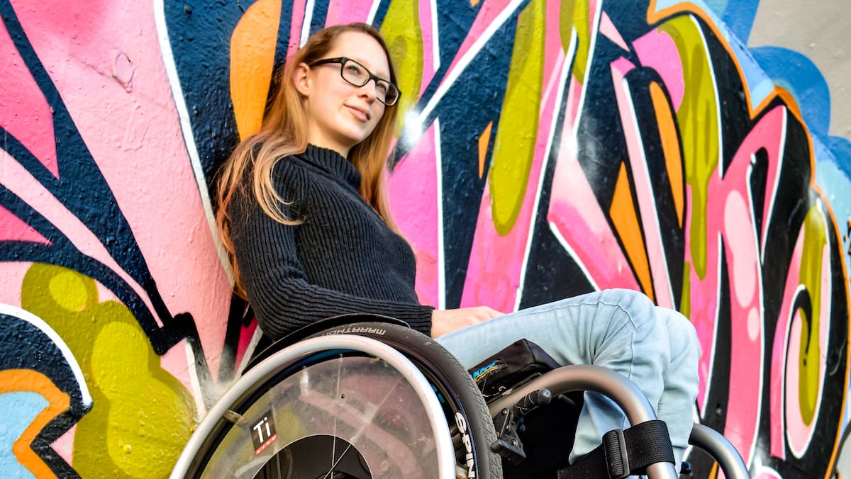 Rollstuhlfahrerin Debbie (28) sucht verzweifelt einen Job: «Mir fehlt ...