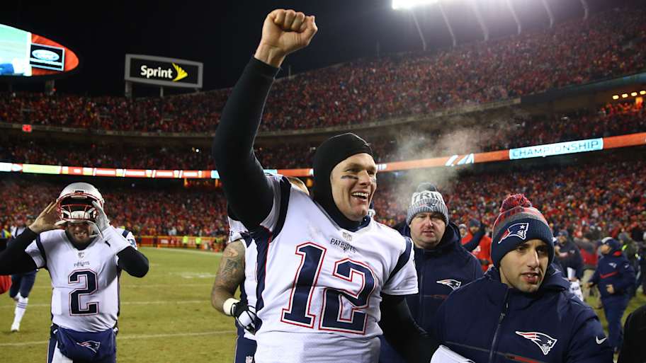 Tom Brady's Former Backup Reveals QB's Secret to Stay Warm During Cold ...