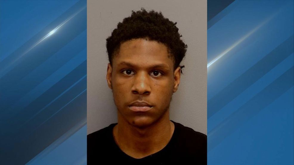 2 teens arrested in connection to Meade High School stabbing incident