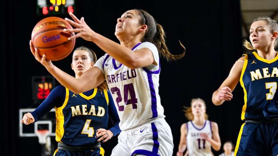 Garfield vs. Lakeside of Seattle: Live score, updates of Washington ...