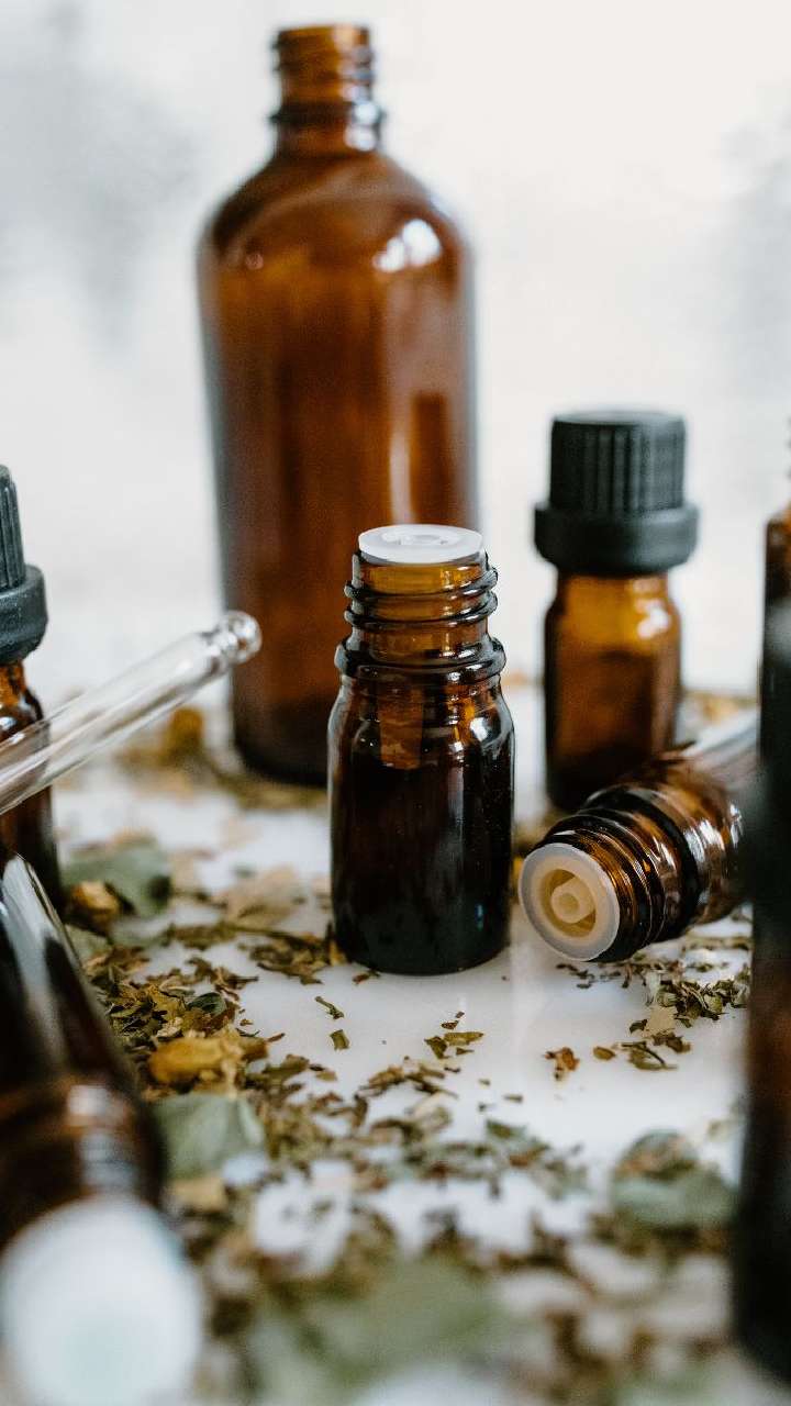Top 7 Essential Oils To Treat Skin Problems In Diabetes
