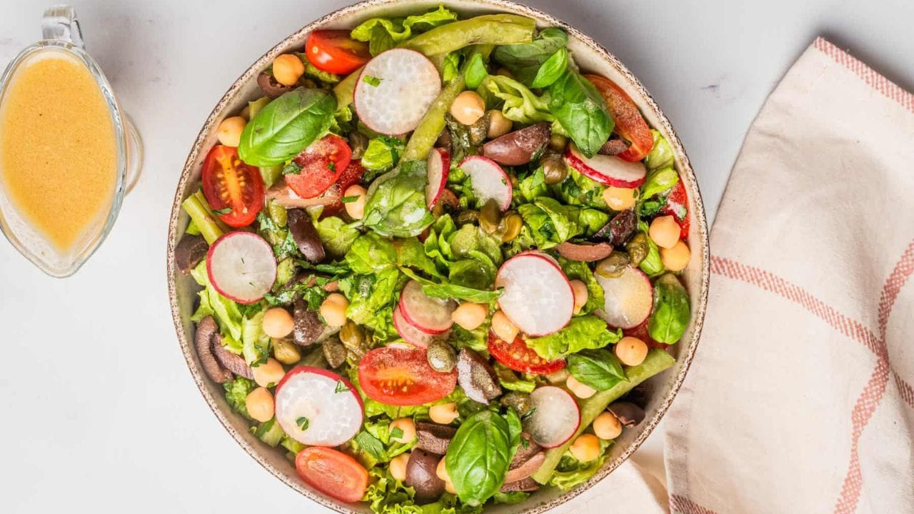 21 Healthy Salads That Taste as Good as They Look