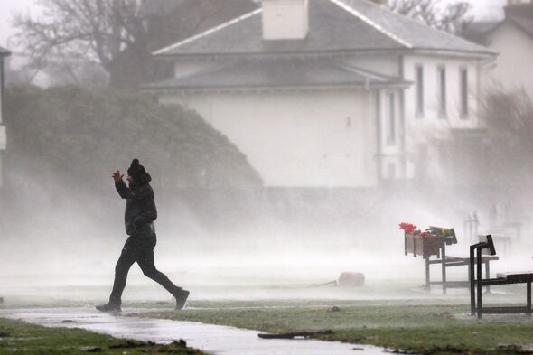 Storm tracker LIVE: Monster storm to unleash 80mph winds as thousands ...