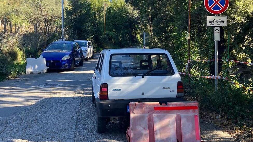 Livorno, sparite le auto usate come ostacoli per i camion diretti alla ...