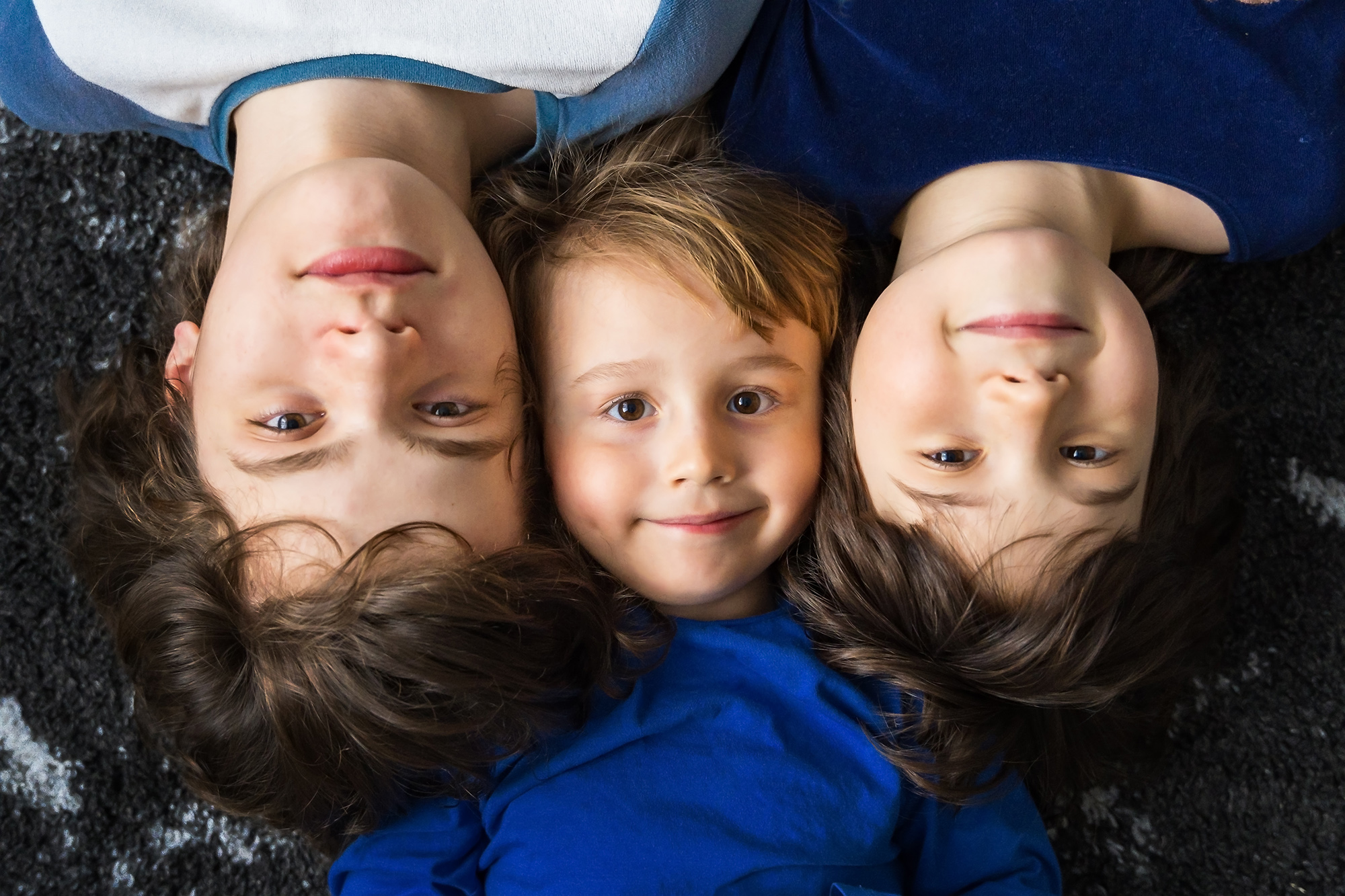 Middle children grow up to be better people — beating out sibling ...