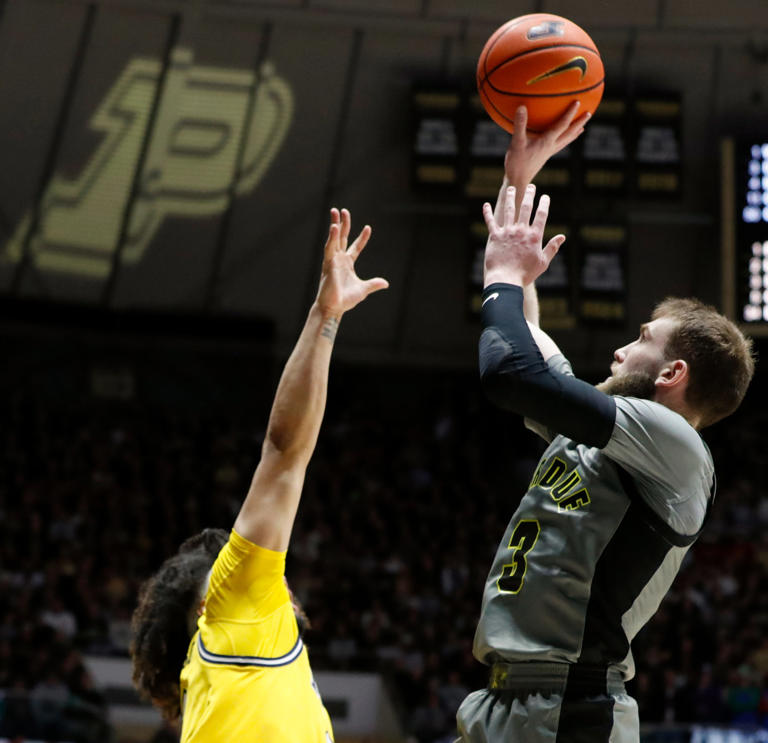 After measuring-stick loss at Purdue, Michigan basketball 'not there yet'