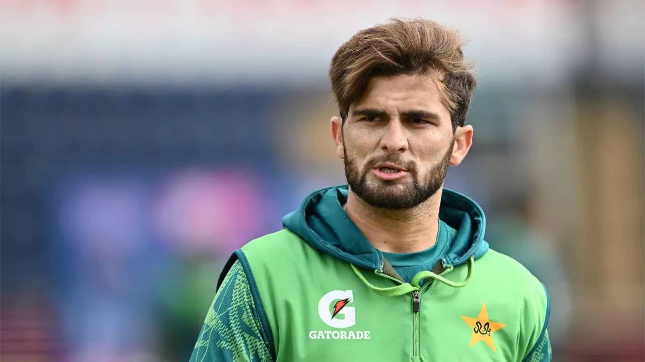 'If they can play leagues, they also need to play four-day cricket': Pakistan coach Aaqib Javed ...