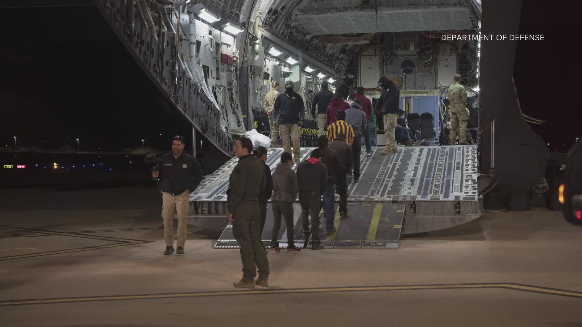 Deportation flight leaves from Arizona