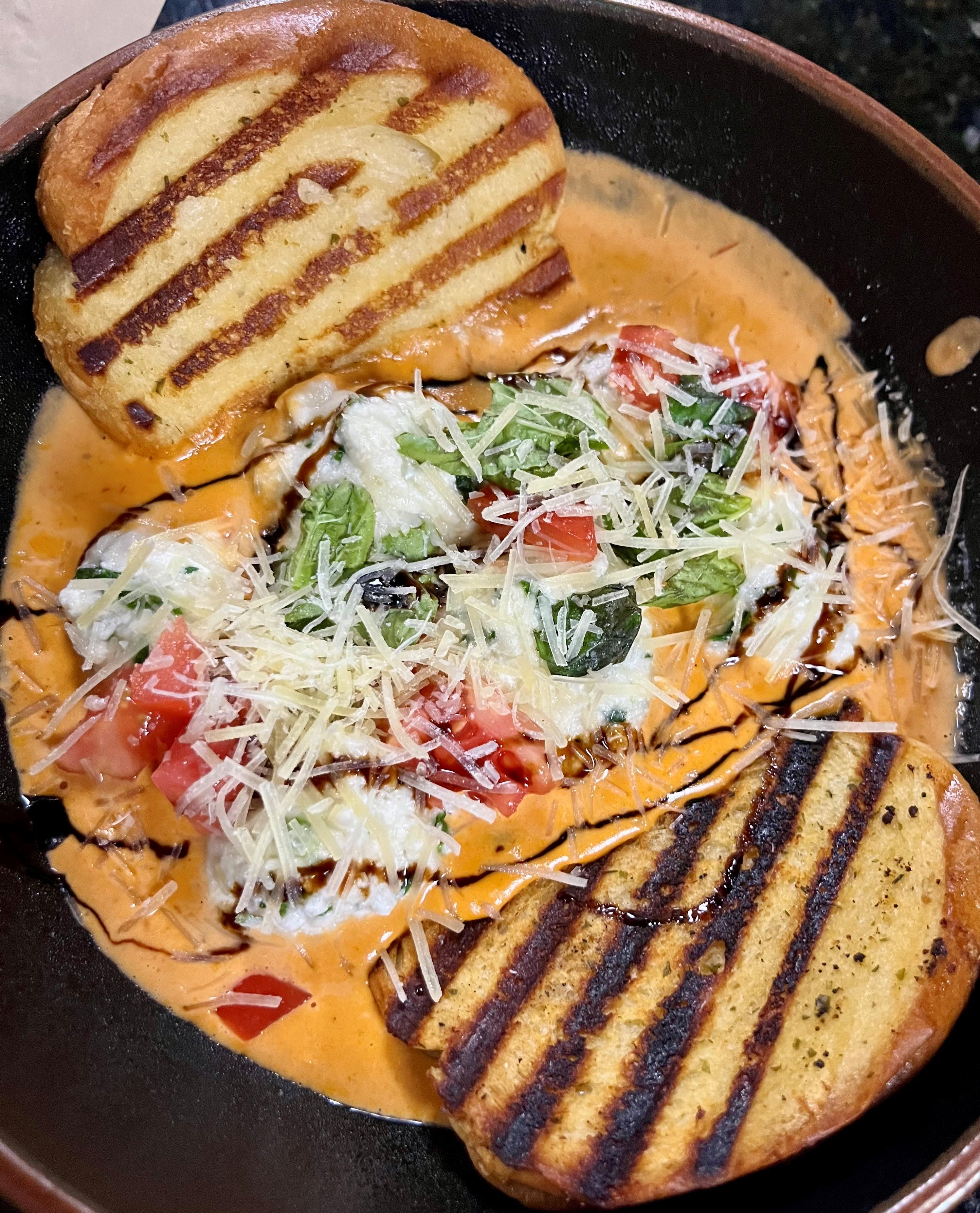 Fort Myers restaurant, wine bar perfect blend of comfort food and quirky