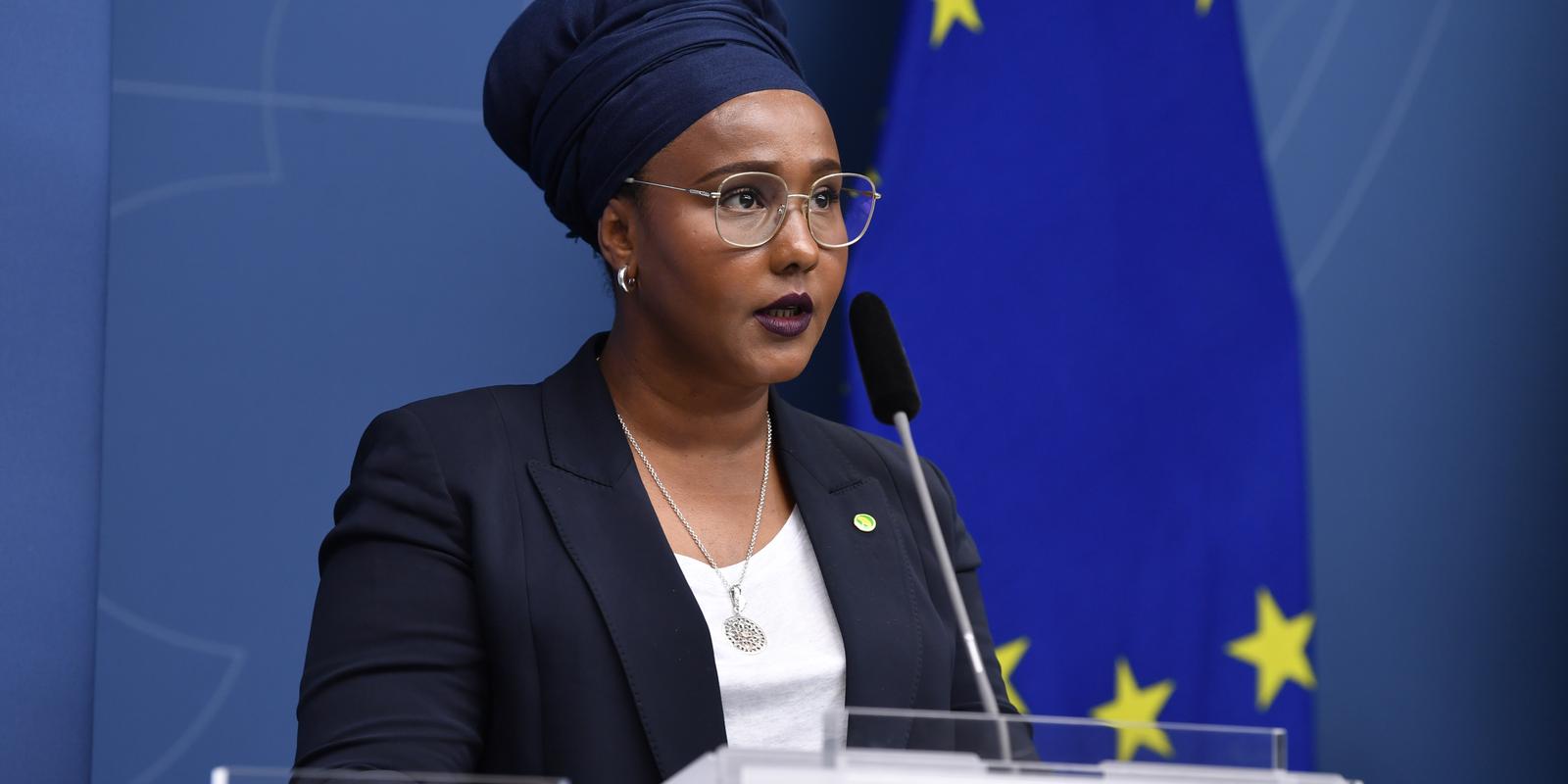 Ministerutspel om somalier sågas av Leila Ali Elmi