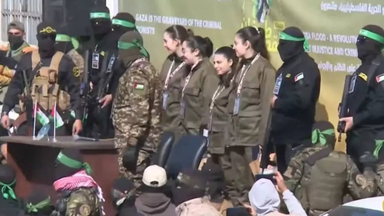 Hamas Releases 4 Israeli Women Soldiers, Including Naama Levy, Whose ...