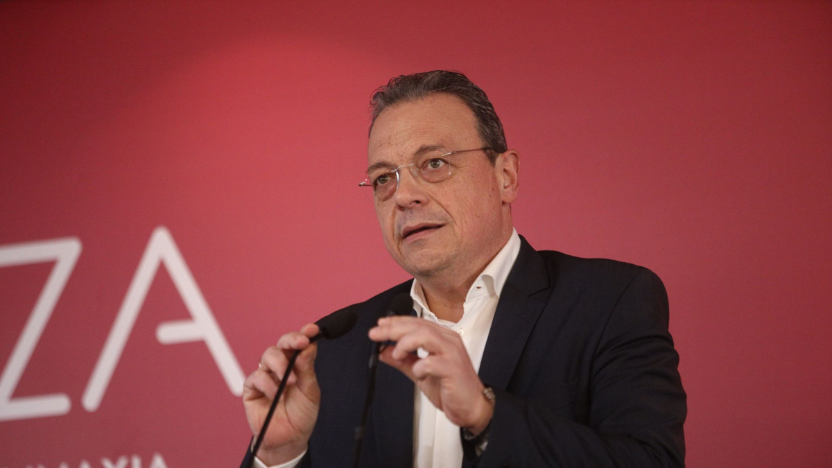 ΣΥΡΙΖΑ: Η «πραγματική αξιωματική αντιπολίτευση», η «ομάδα της ήττας» κι ...