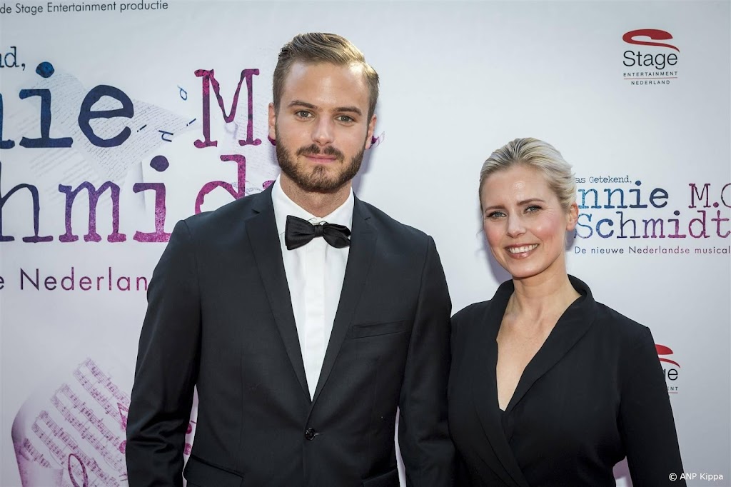 Bettina Holwerda moet show uitstellen om stemproblemen