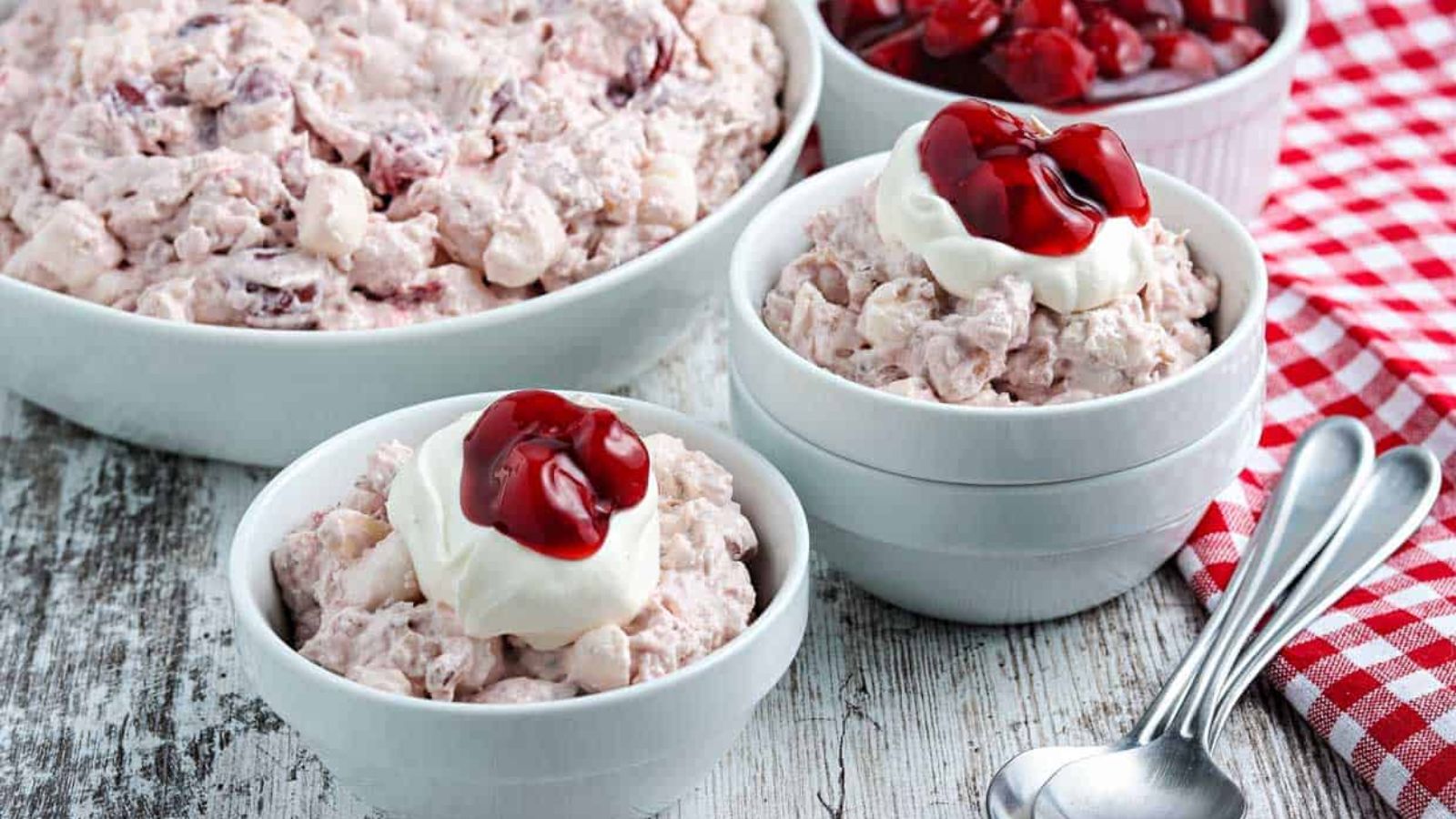 17 Potluck Dishes That Would’ve Made Grandma Clutch Her Pearls