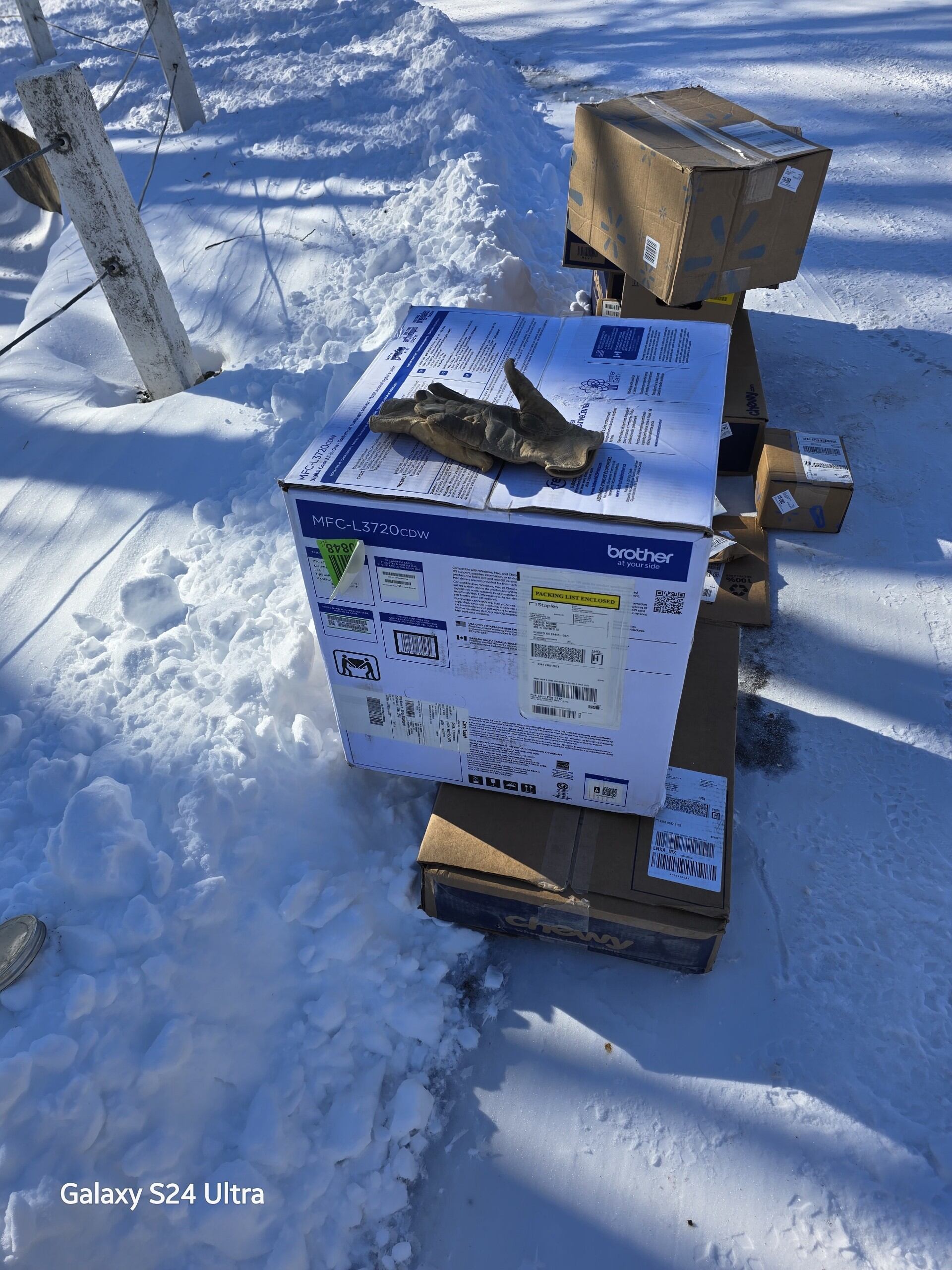 Small town residents frustrated after failed FedEx deliveries