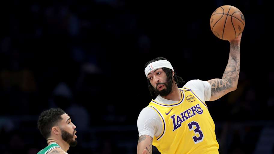 Anthony Davis envía mensaje a la gerencia de Lakers: "Necesitamos un pívot"