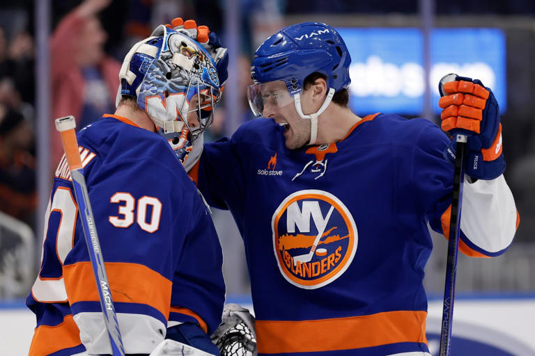 Knicks, Rangers fans — already feeling squeezed — are left out in the cold by Optimum-MSG feud