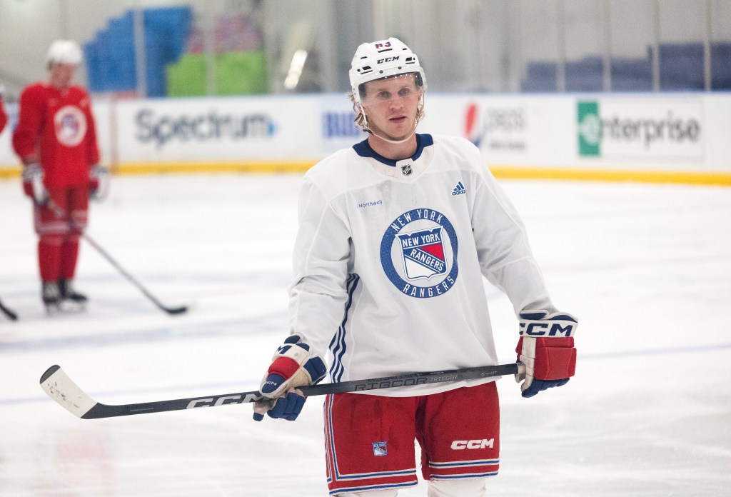 Rangers trade Ryder Korczak to Lightning for Lucas Edmonds in prospect swap