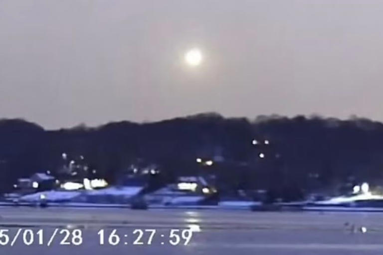 New Jersey drone mystery intensifies as new pictures of glowing orbs are shared while Trump 'has ...