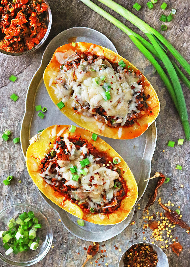 Easy Chicken Stuffed Spaghetti Squash
