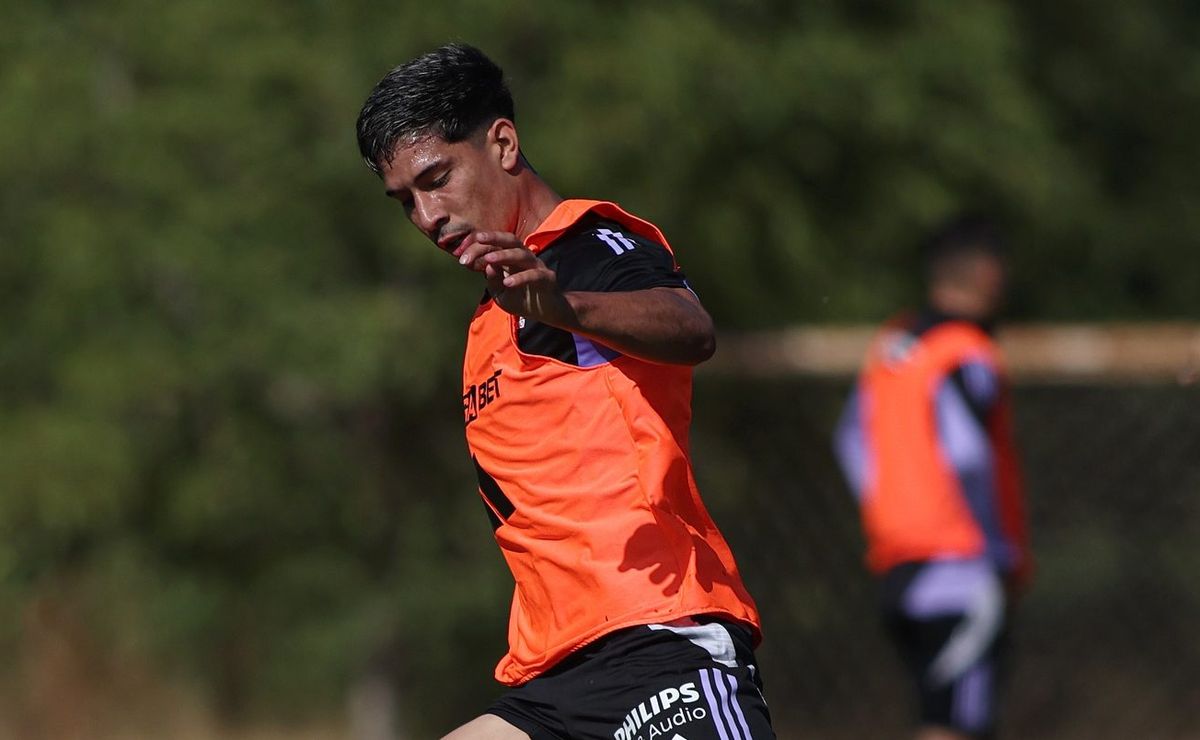 Salomón Rodríguez relata la bienvenida de Arturo Vidal en Colo Colo ...