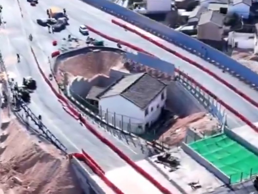 Stubborn grandfather has highway built around his house