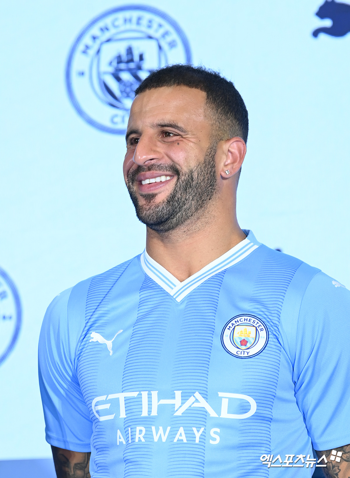 '손흥민 저격수' 월클 DF, EPL 떠났다…이탈리아 AC밀란 입단→"커리어 새 장 기대해" [오피셜]