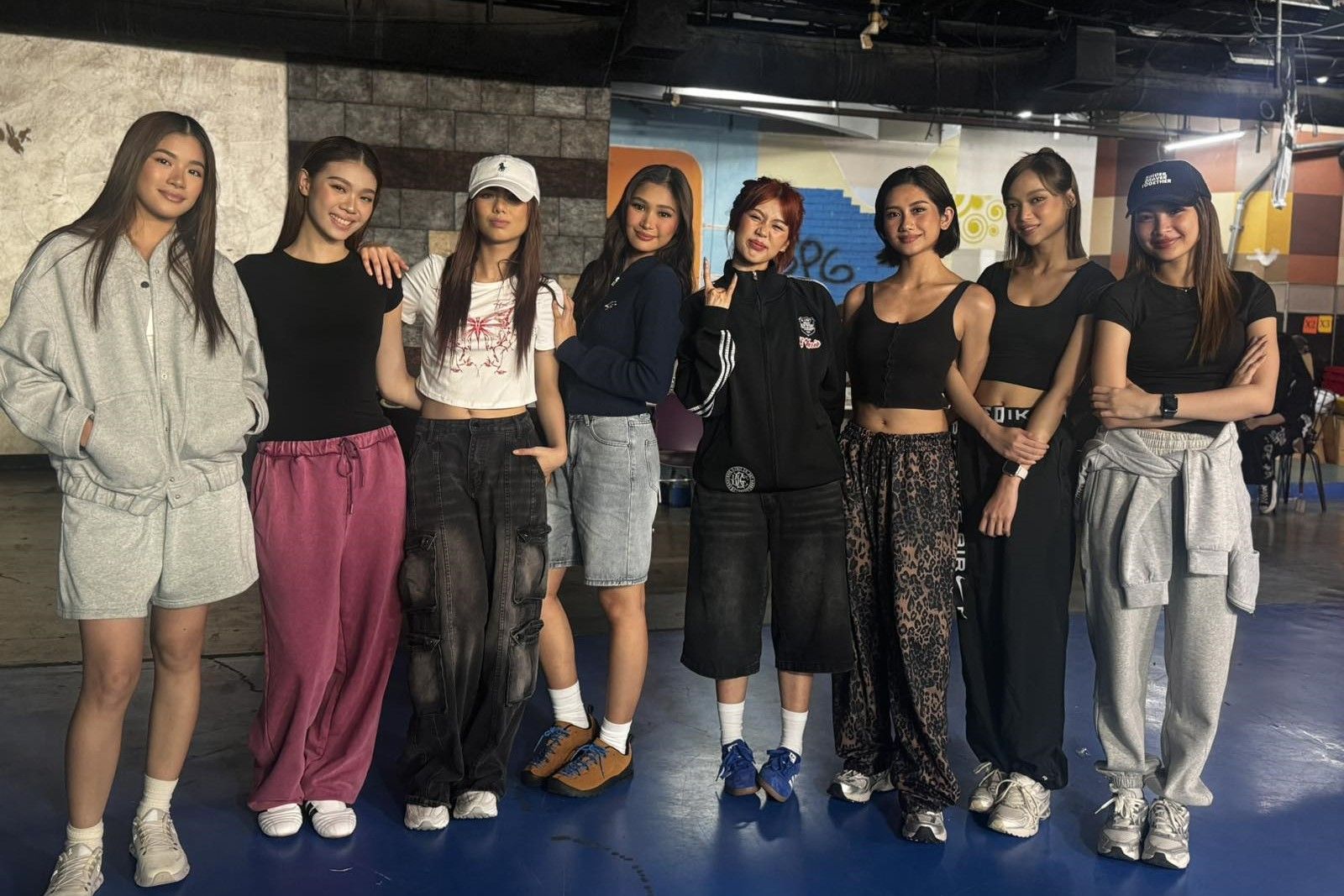 BINI kicks off rehearsals for world tour