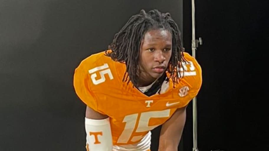 Florida State offers speedy wide receiver committed to SEC school