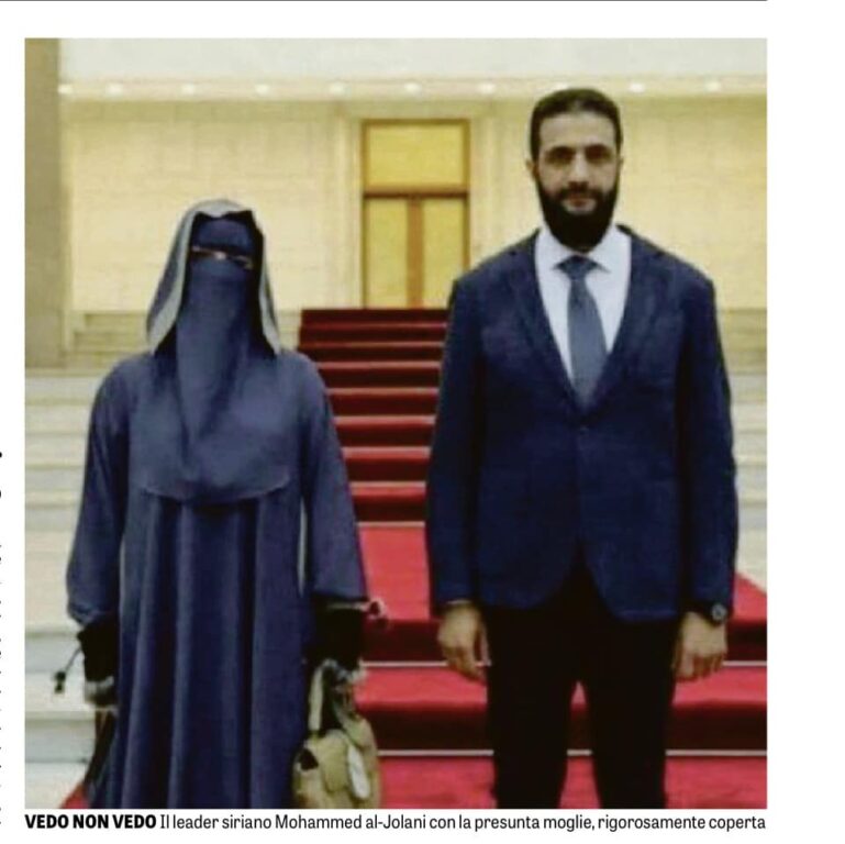 Questa foto non ritrae al-Jolani con sua moglie