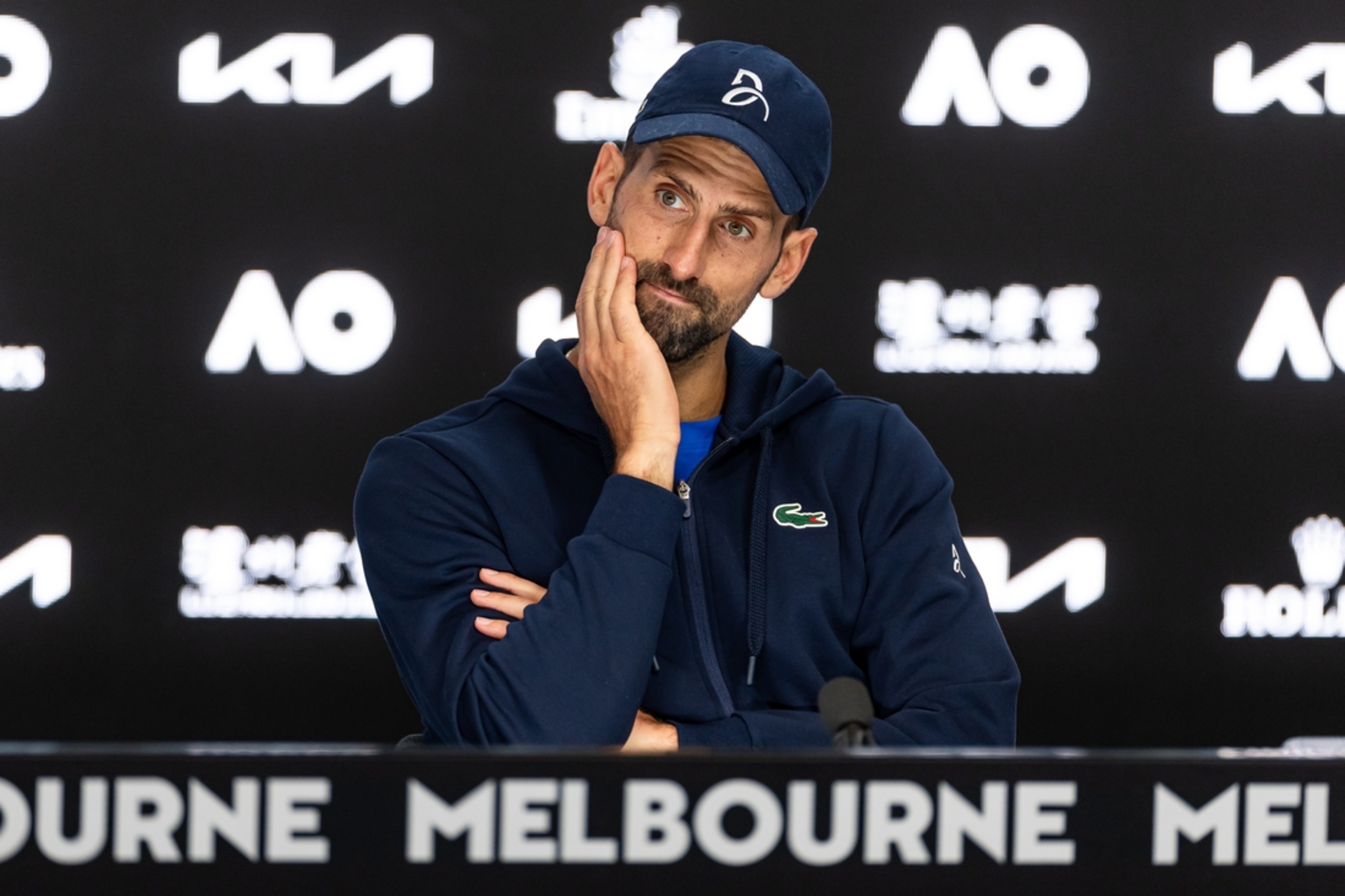 Novak Djokovic lobs shot at 'experts' by posting MRI of injury