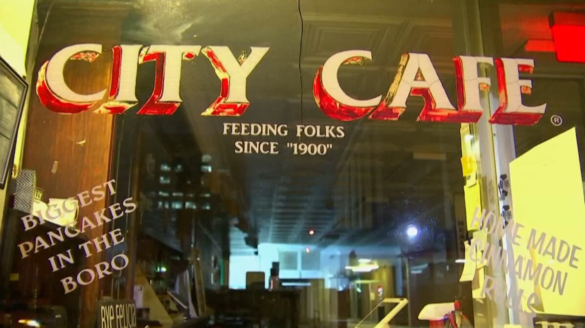 ‘This economy literally broke us’: Murfreesboro cafe, open for 124 ...