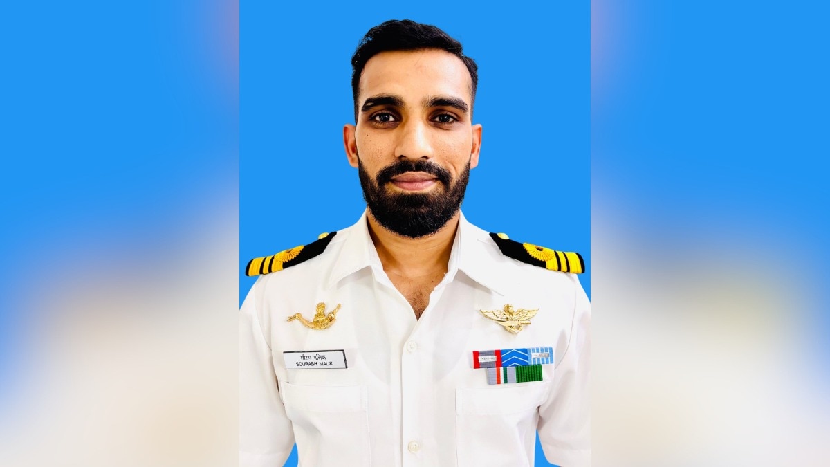Lt Commander Sourabh Malik gets gallantry medal for heroics in anti ...
