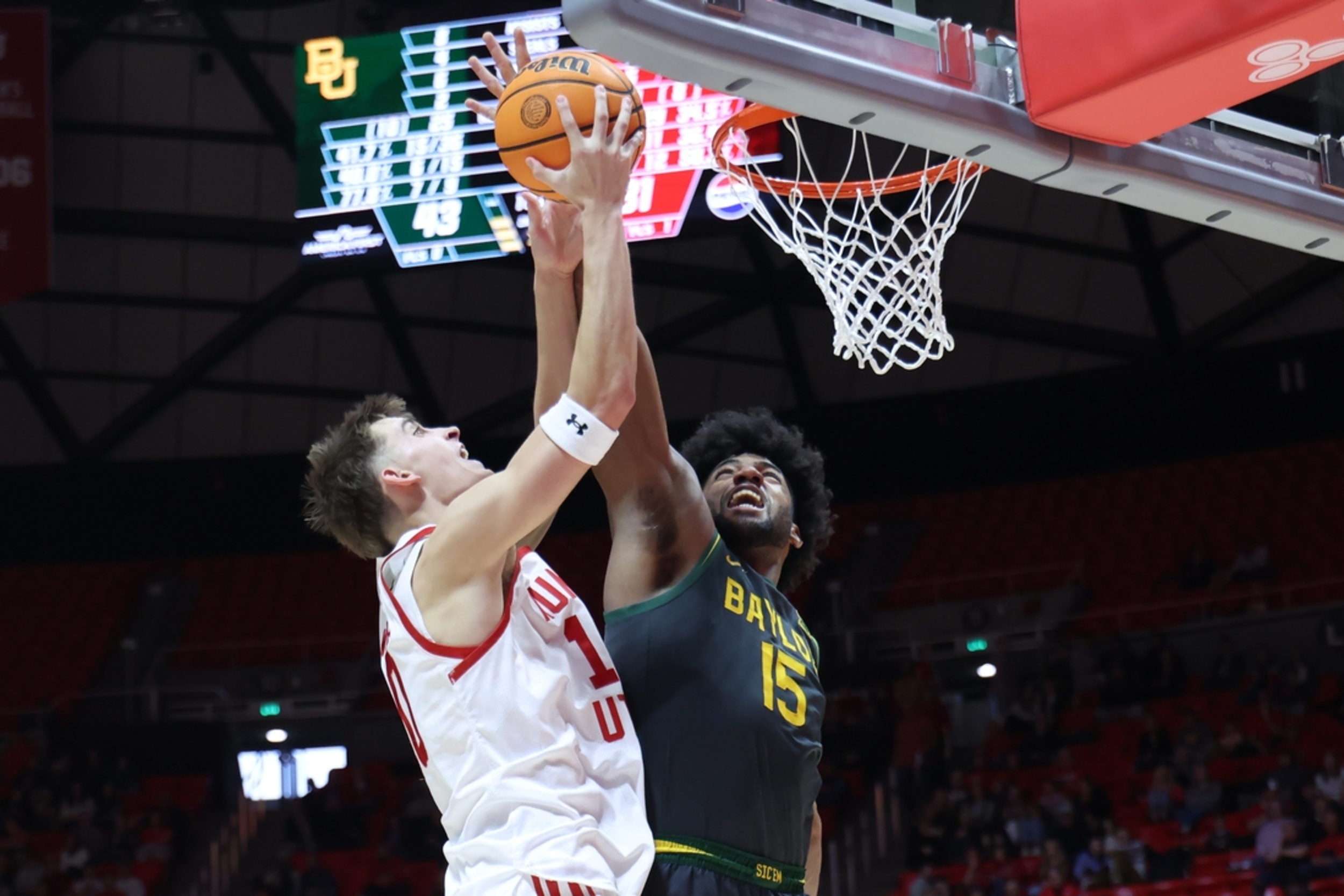 Norchad Omier's double-double helps Baylor beat Utah