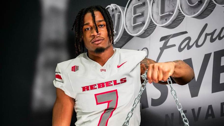 Former Husky Running Back Emeka Megwa Commits to New School