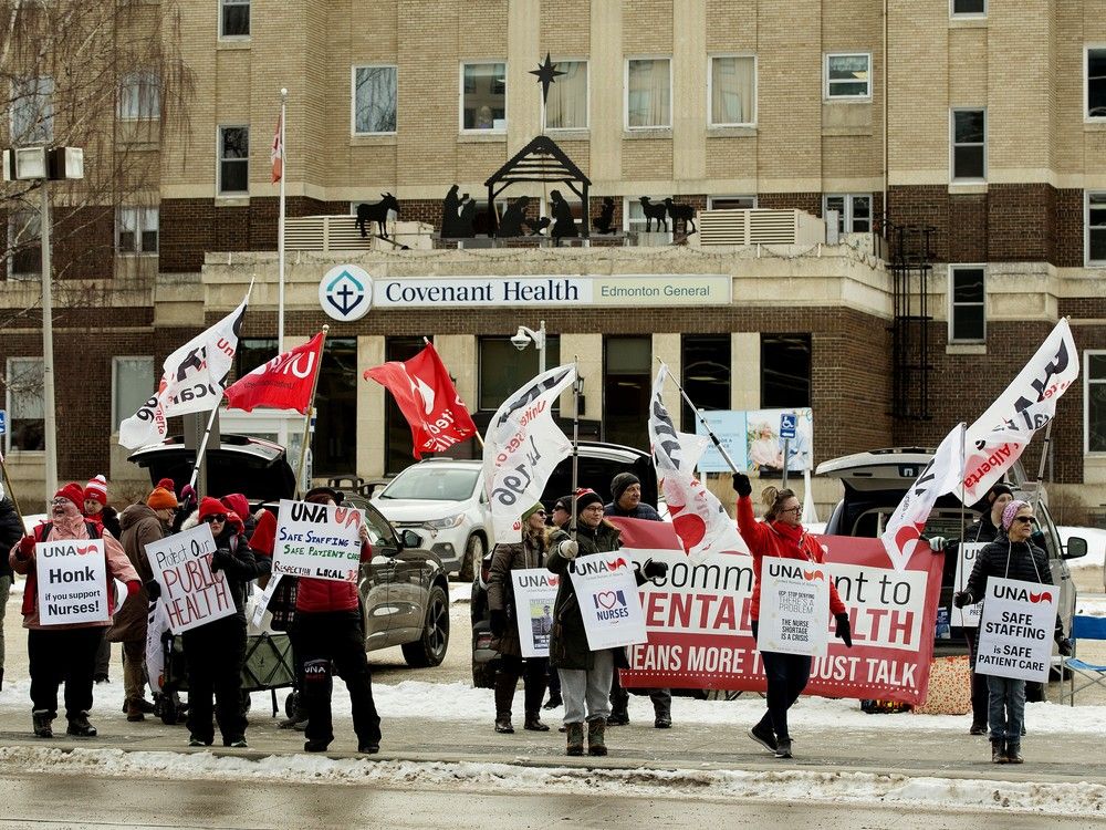 Alberta nurses rally to support frontline health-care workers
