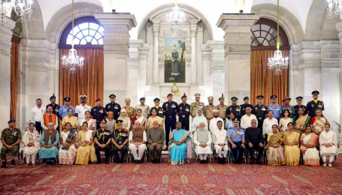 Republic Day 2025: 93 Armed Forces Personnel To Receive Gallantry ...