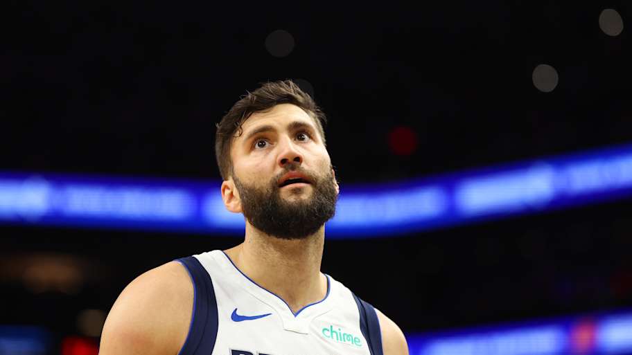 Mavericks Bench Contributor Expected Out for Extended Period As Injury ...