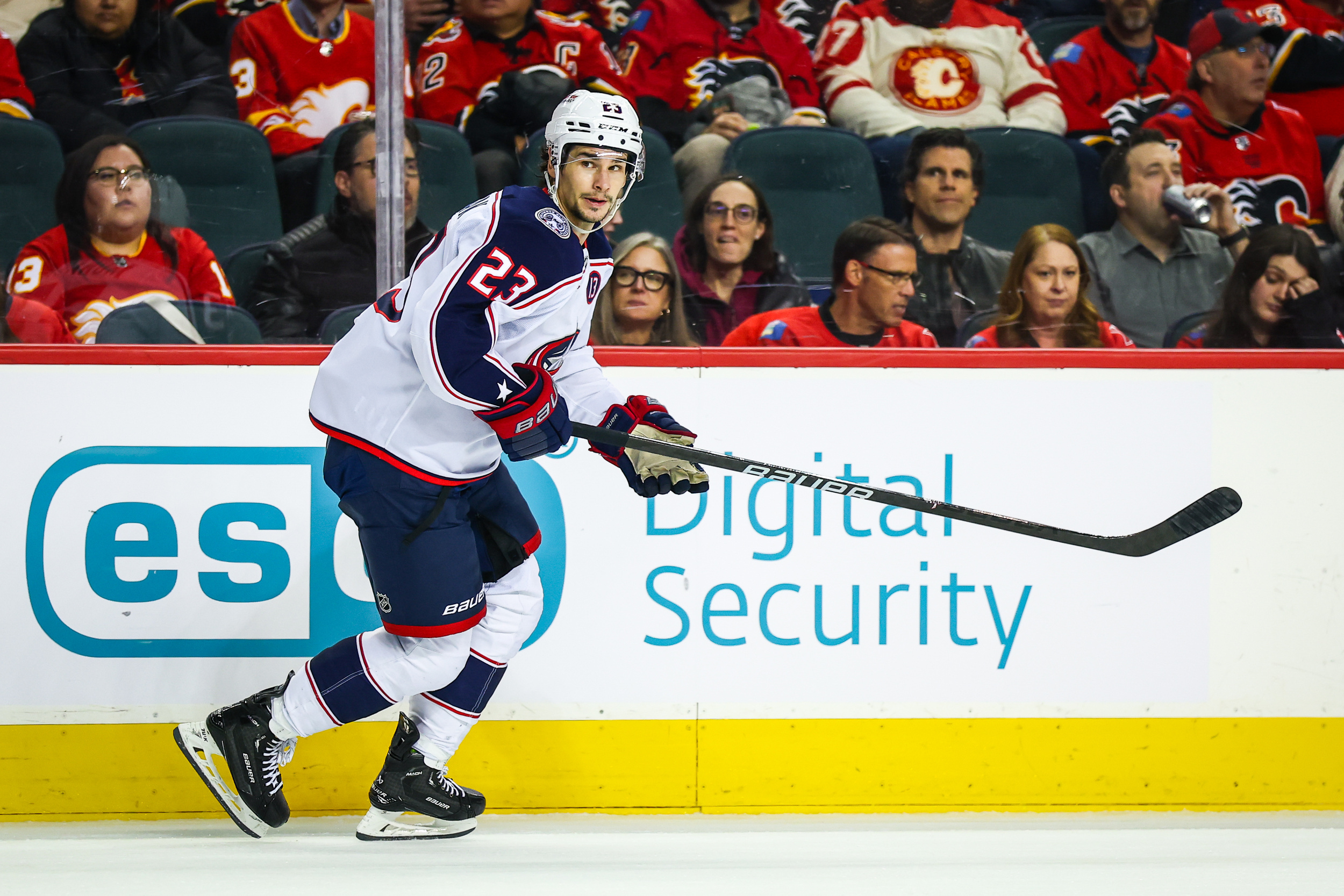 Blue Jackets’ Sean Monahan expected out six to eight more weeks
