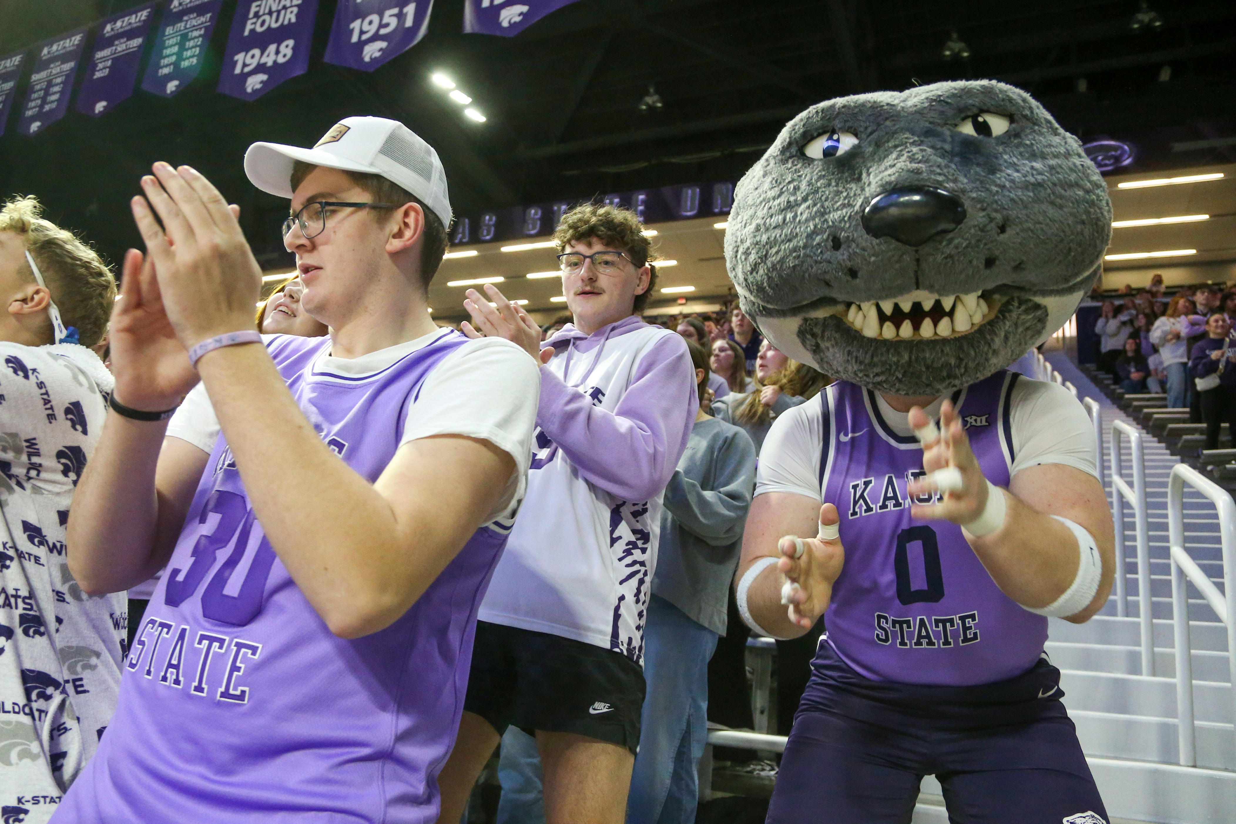 Kansas State basketball vs Newman final score: Wildcats offense ...