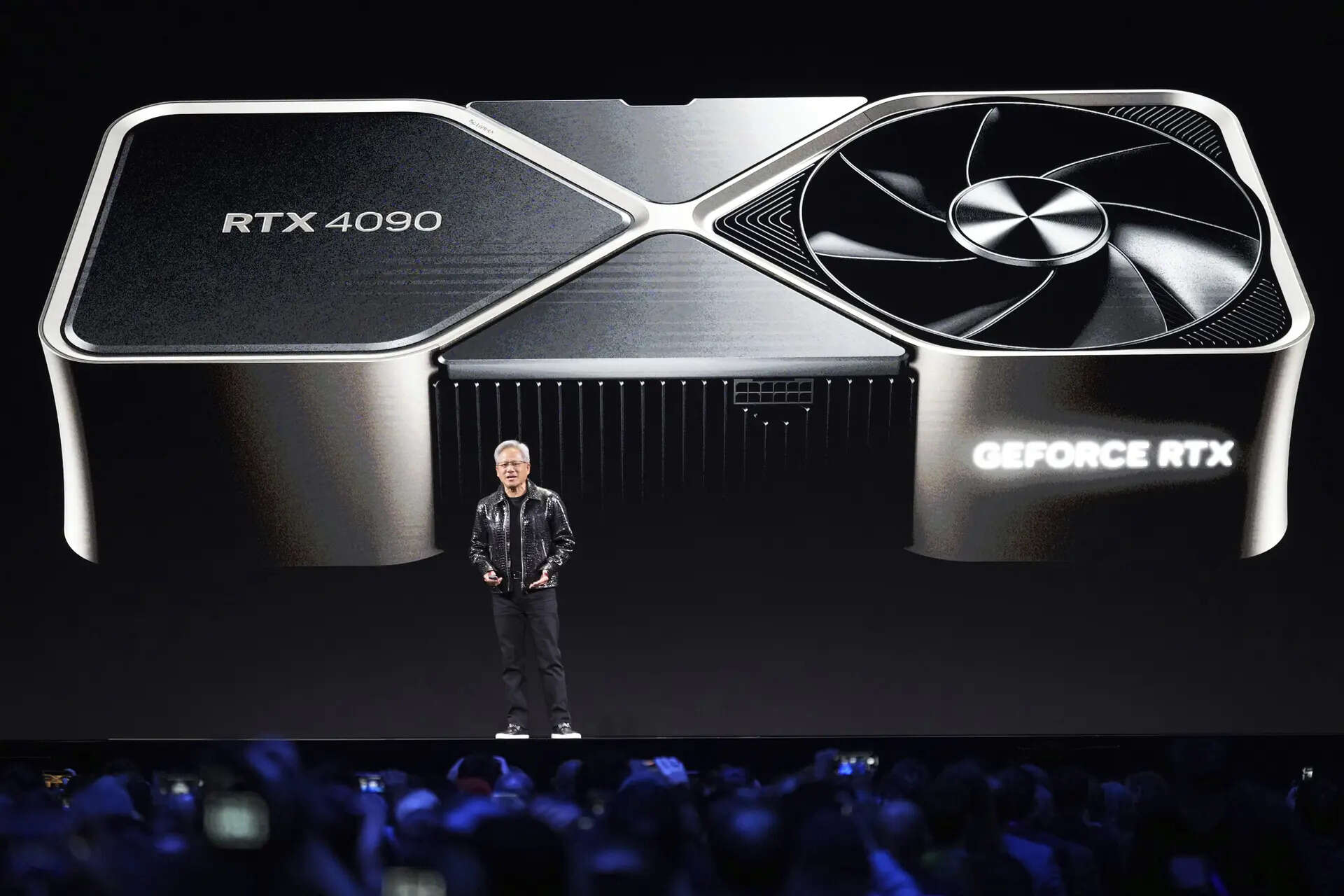 Nvidia unveils GeForce RTX 5090, the most powerful graphics card to date with 32% more power and ...