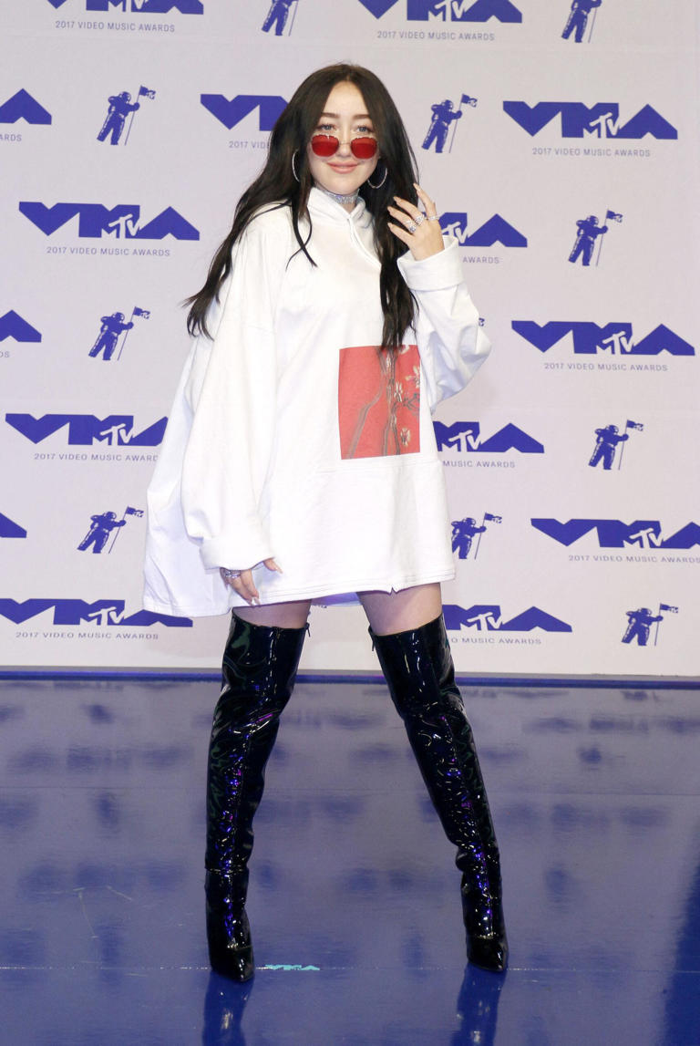 Noah Cyrus Joins Family’s Growing Concerns For Billy Ray Cyrus After ...