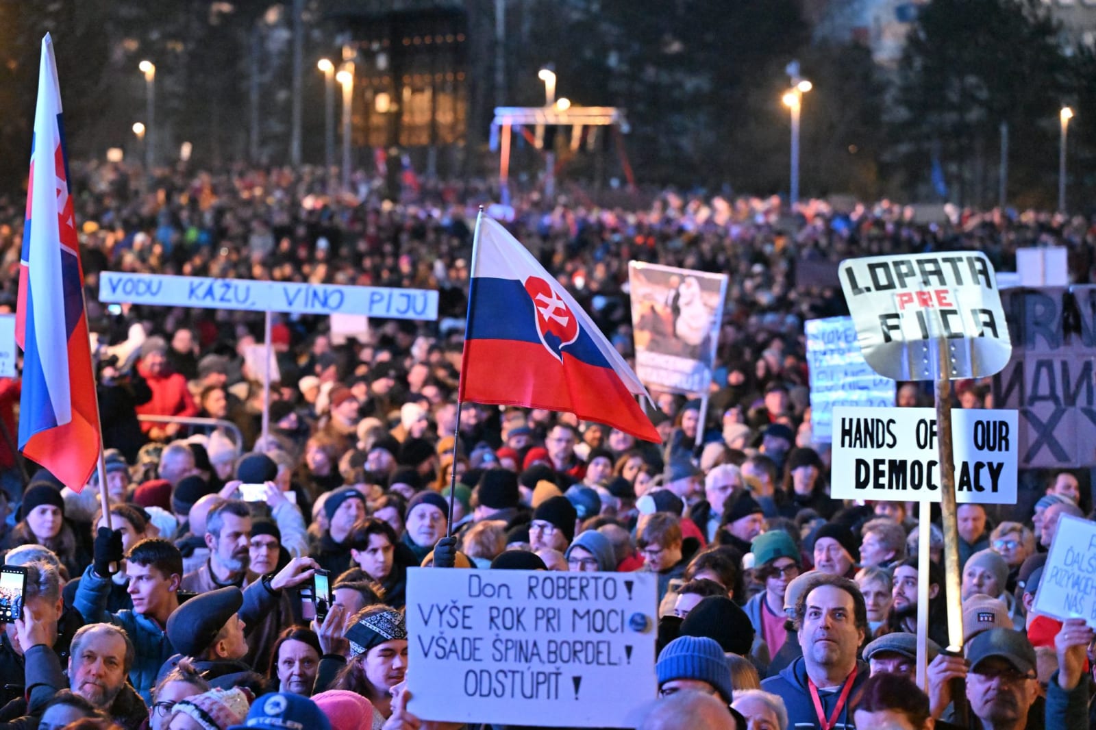 Slovakia's PM threatens expulsions from country after protests