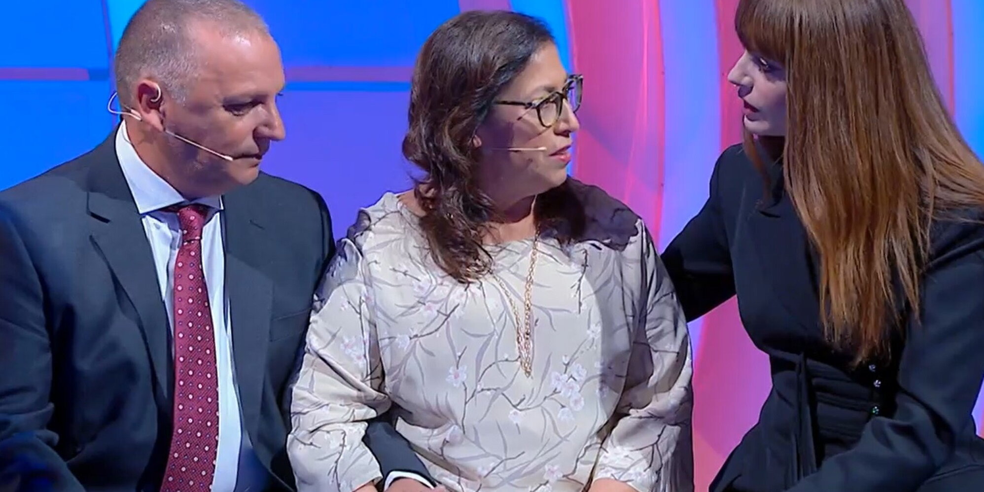 "C'è posta per te", Annalisa è la sorpresa di Alessandra e Marica ai ...