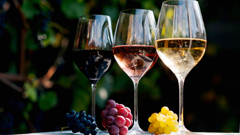 How To Know If You're Allergic To Wine