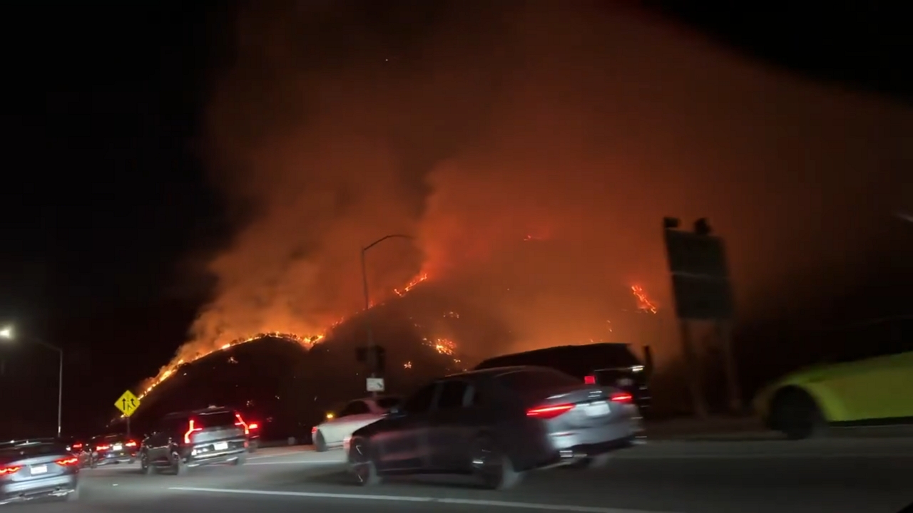 Firestorm burns 40 acres near Getty Center in Los Angeles, California, USA