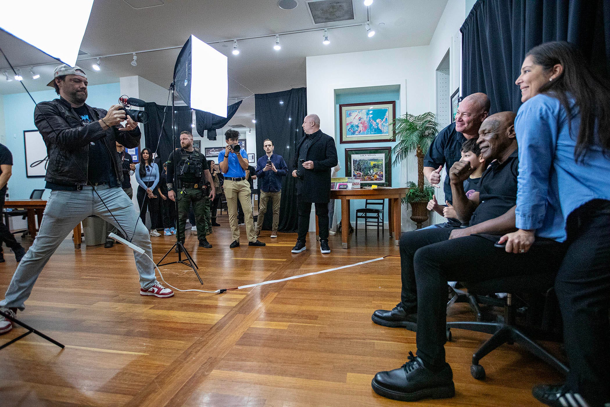 Palm Beach County's newest celebrity resident, Mike Tyson, signs ...